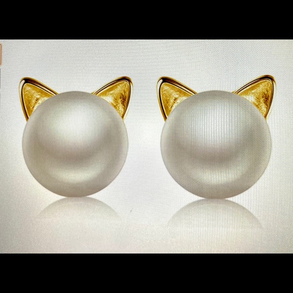 Wicary | Jewelry | Wicary Catnibcultured Freshwater Pearl Earring ...